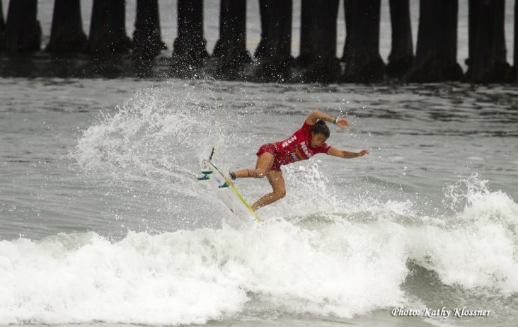Silvana Lima Photos | Professional Brazilian Surfer Silvana Lima Images
