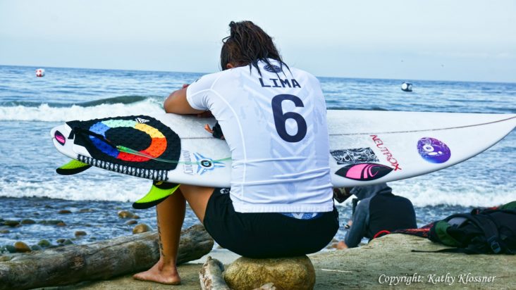 Silvana Lima Photos | Professional Brazilian Surfer Silvana Lima Images