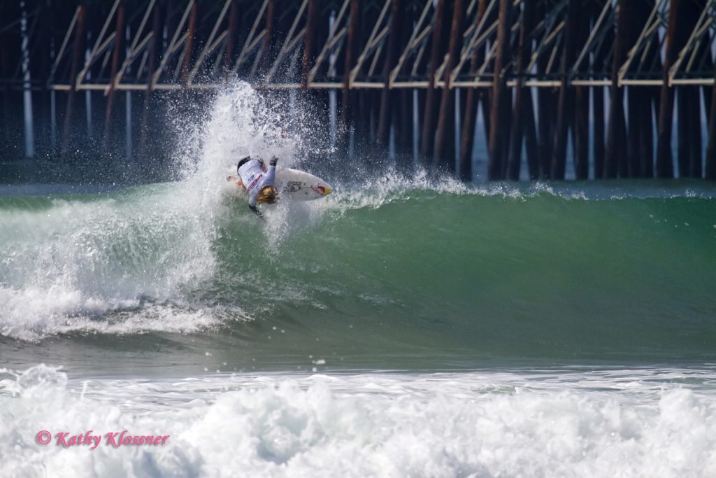 Caitlin Simmers Photos - Surfer Girls