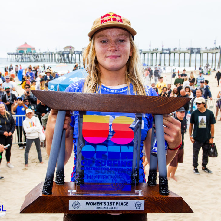 Surf Resources - Surfer Girls